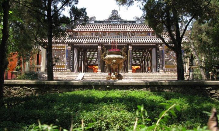 Khám Phá Gò Đống Đa: Dấu Ấn Lịch Sử Hào Hùng Giữa Lòng Hà Nội - Hà Nội Đẹp